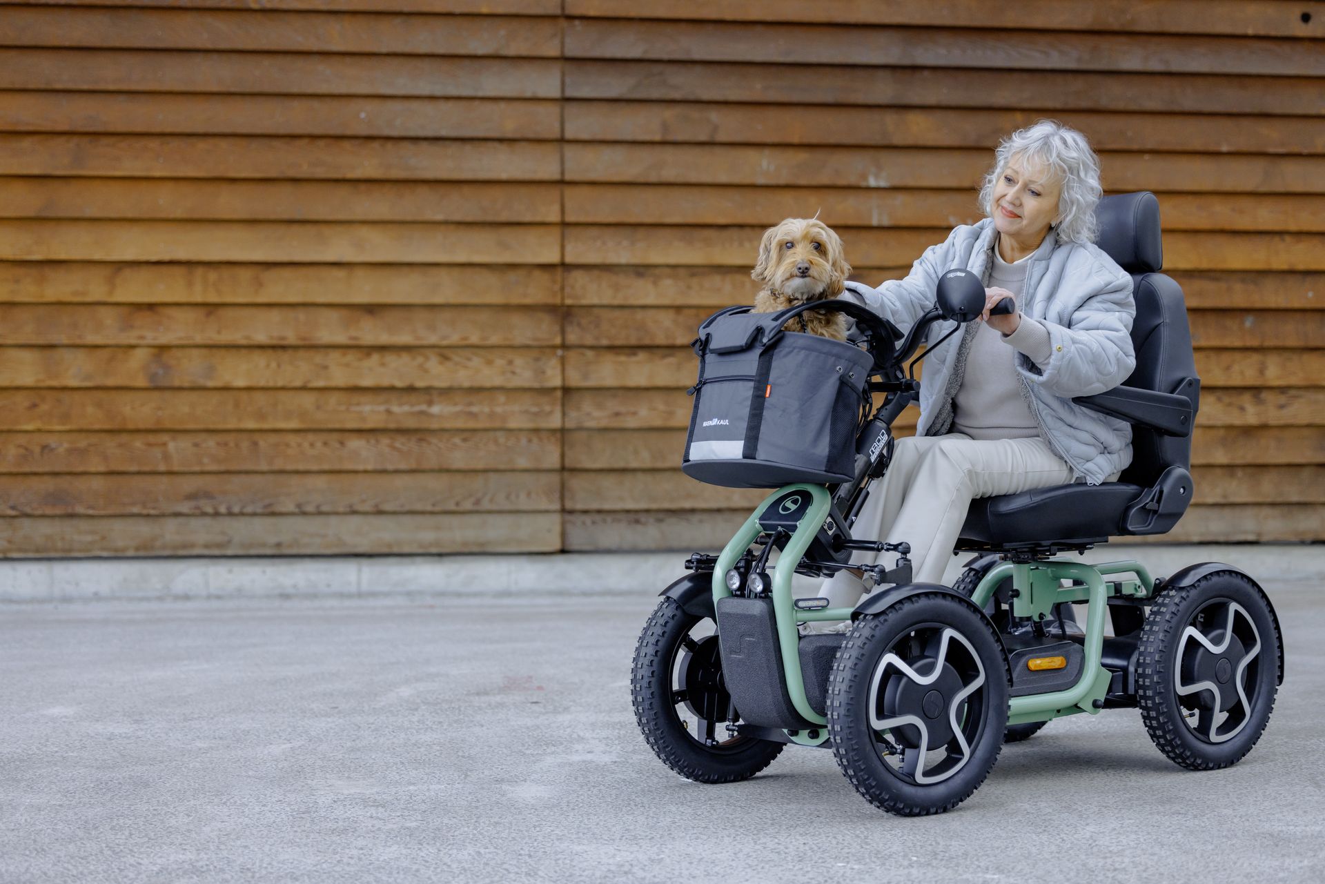 Sterling S800 By Scoozy | Outdoor Mobility Scooter